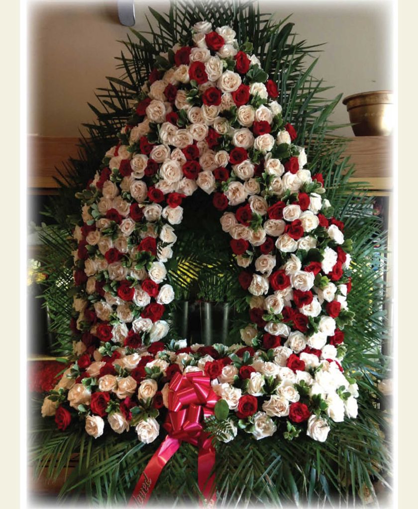 G0050: Red and White Rose Gate of Heaven - Floral Fantasy US